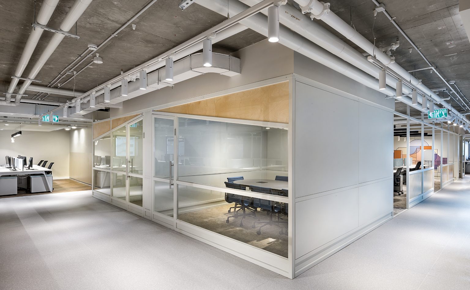 Glassbox - EN Design Studio