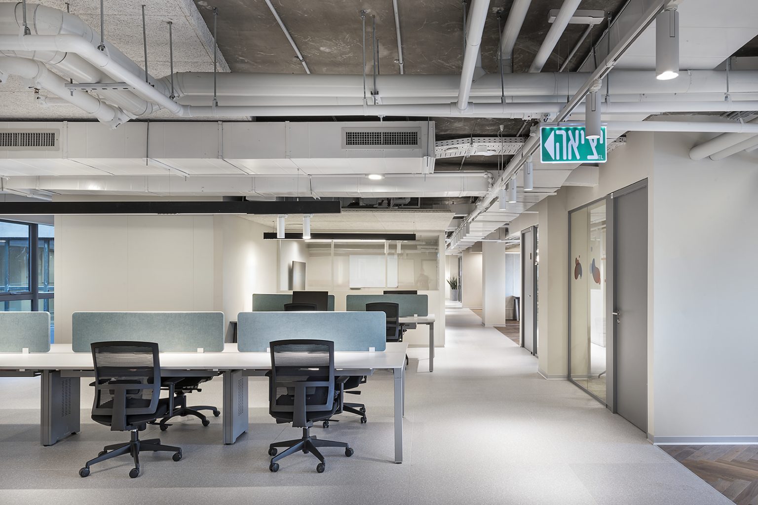 Glassbox - EN Design Studio